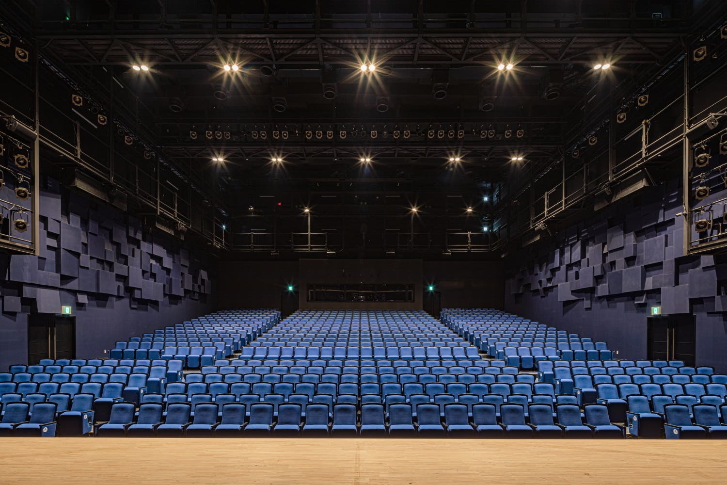 【最寄り駅から徒歩5分】クールジャパンパーク大阪・中ホールのステージのみ。の写真4