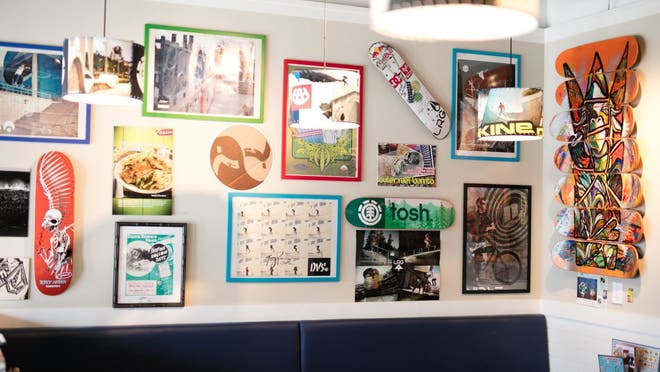 お台場にあるレインボーブリッジからの夜景が望める屋上のスケートパーク。の写真12