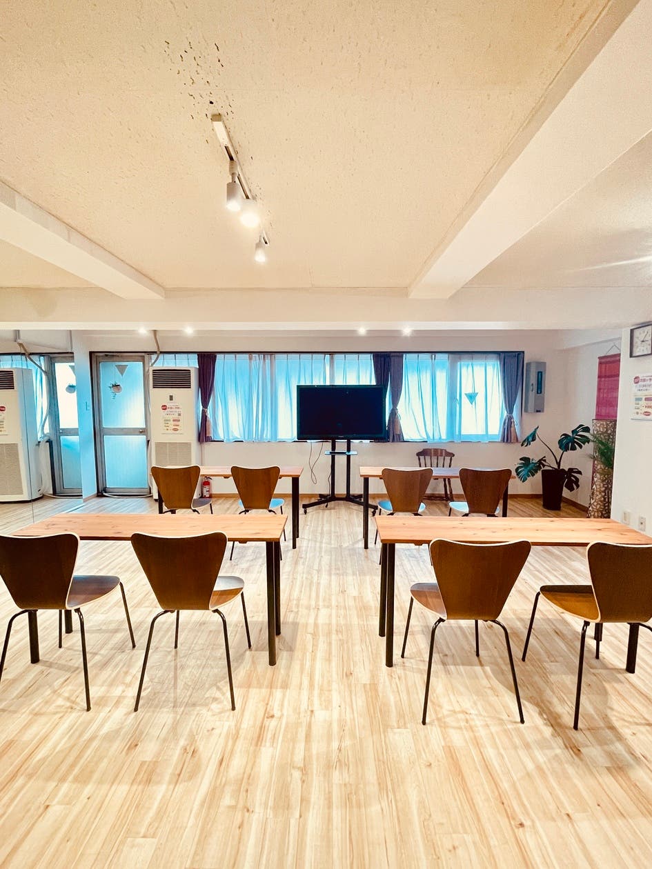 ✨駅近✨駐車場１台無料完備✨壁一面大型鏡！広さ55㎡✨ヨガ・ダンス・会議・各種教室・ママ会✨オシャレなスタジオ／南大塚駅の写真2