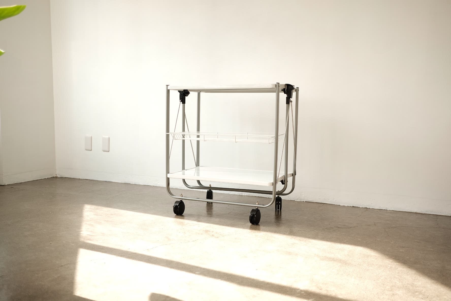 【NEW】自然光◎コンクリ床・白壁・南&南西向き【アパレル｜化粧品｜生活雑貨｜物撮り 】神楽坂駅徒歩7分 早稲田駅6分の写真24