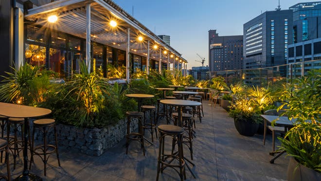 【天空のルーフトップレストラン】新橋駅・銀座駅徒歩5分/結婚式二次会や貸切パーティーに最適の写真6