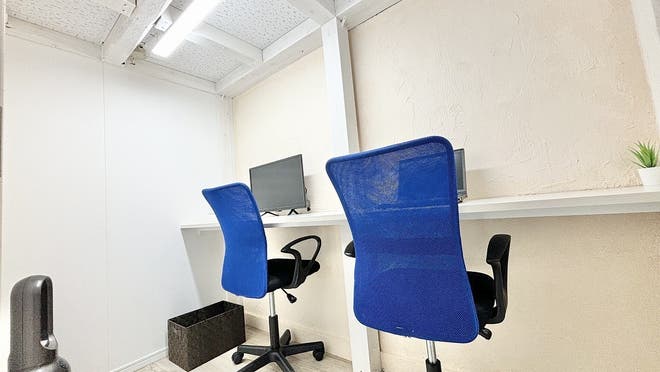 成田駅から徒歩7分/駐車場有/オンライン会議・学習・面接等に最適/完全個室ブースCの写真3