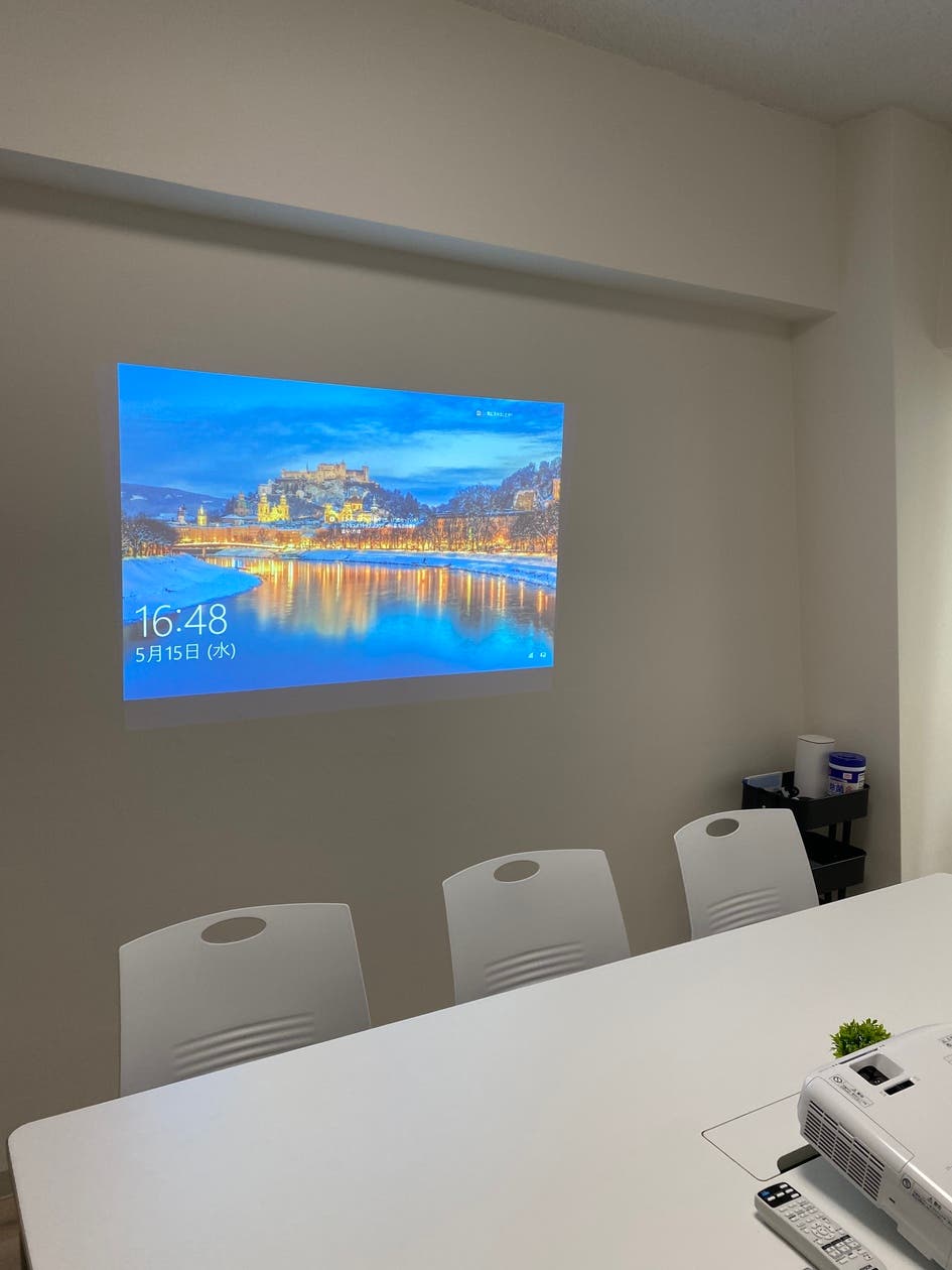 【新オープン】wi-fi安定_新大阪駅から徒歩30秒の会議室！/プロジェクター/綺麗/ゆったり/の写真7