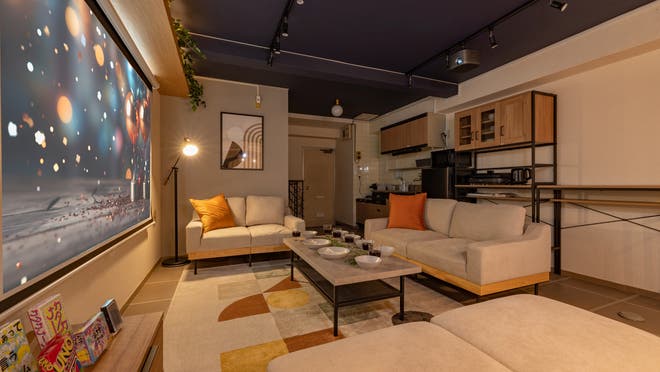 🌸新規オープン割🌸最大50%割引🎊駅徒歩1分🚉超大型スクリーン🎞️24H営業💫鑑賞会📹女子会🍰推し活💞撮影会📸デート👫歓迎会🍺の写真11