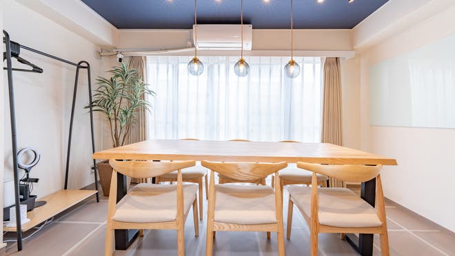 🌸新規オープン割🌸最大50%割引🎊駅徒歩1分🚉超大型スクリーン🎞️24H営業💫鑑賞会📹女子会🍰推し活💞撮影会📸デート👫歓迎会🍺の写真17