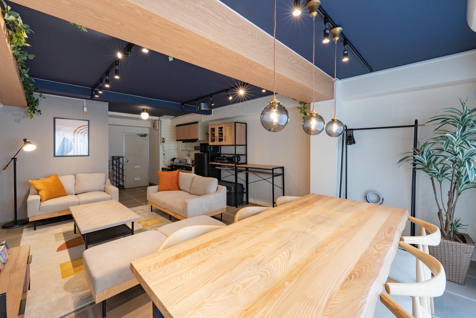 🌸新規オープン割🌸最大50%割引🎊駅徒歩1分🚉超大型スクリーン🎞️24H営業💫鑑賞会📹女子会🍰推し活💞撮影会📸デート👫歓迎会🍺の写真18