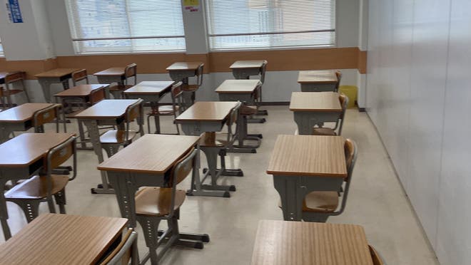 <英進館久留米本館レンタルスペース403教室>58名収容💺セミナー/ワークショップ/会議/ボードゲームの写真2