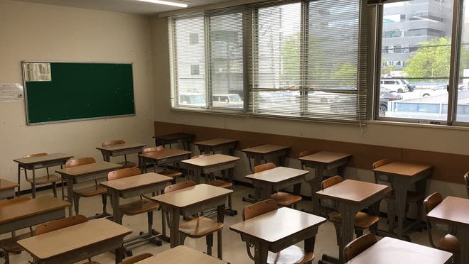 <英進館佐賀校レンタルスペース202教室>29名収容💺セミナー/ワークショップ/会議/ボードゲームの写真3