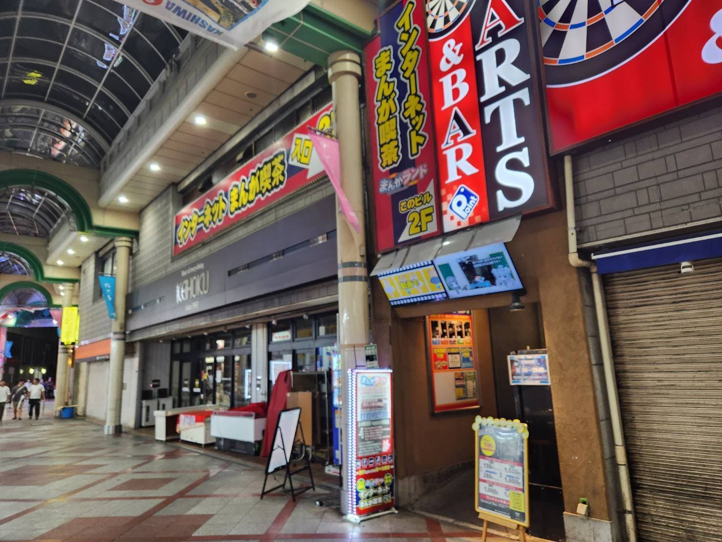 JR柏駅東口から徒歩3分、24時間いつでも使える、ネットカフェ併設のesports施設の写真2