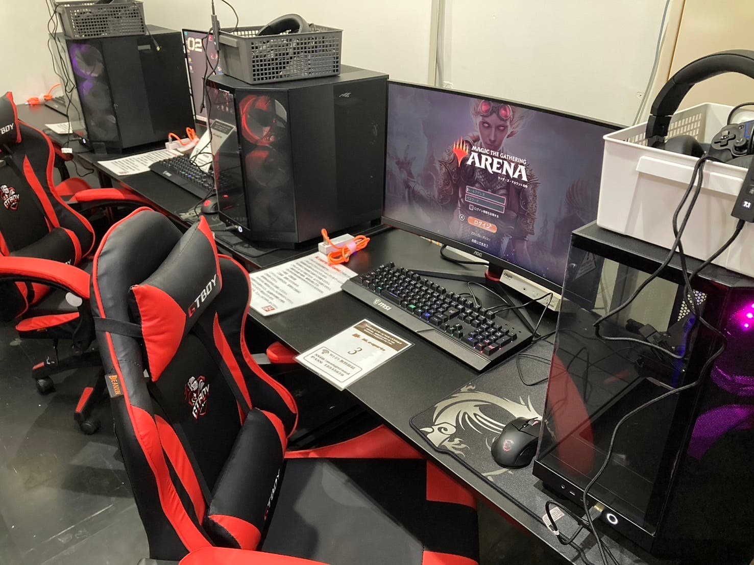 JR柏駅東口から徒歩3分、24時間いつでも使える、ネットカフェ併設のesports施設の写真4