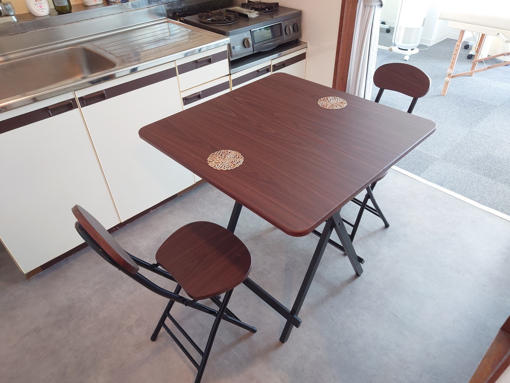 幅70cm高さ188cm高さ59〜89cmのベッドを新たに設置しました。の写真24