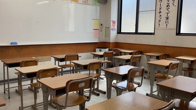 <英進館福間校レンタルスペース本館2番教室>20名収容💺セミナー/ワークショップ/会議/ボードゲームの写真2