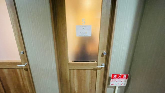 【¥330/30分!荻窪駅から1分】モニター・フリードリンク付き1名個室(個室5)※予約時間前は入室不可の写真3