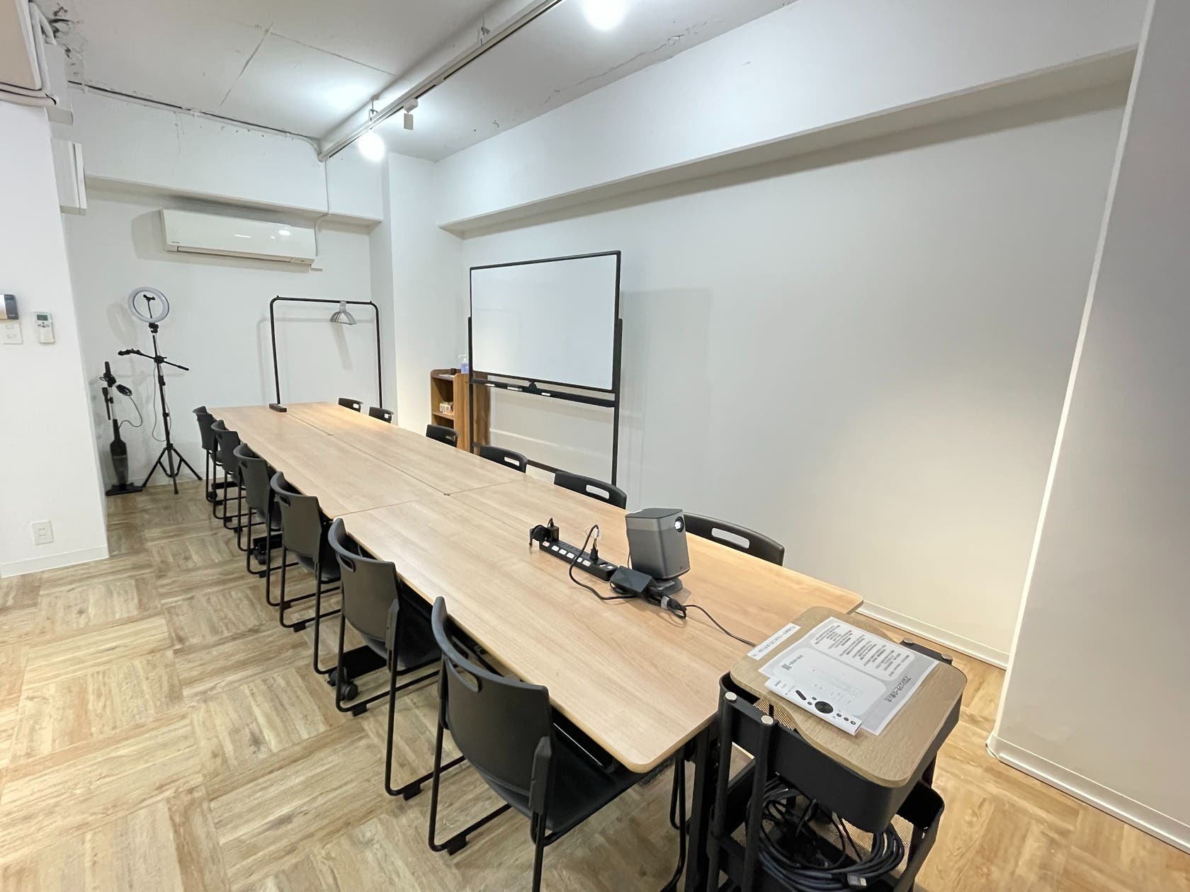 【新大阪駅徒歩5分】ゲスト満足◎研修やセミナーも♪完全個室/オフィスビル/レイアウト自由/男女別トイレの写真7