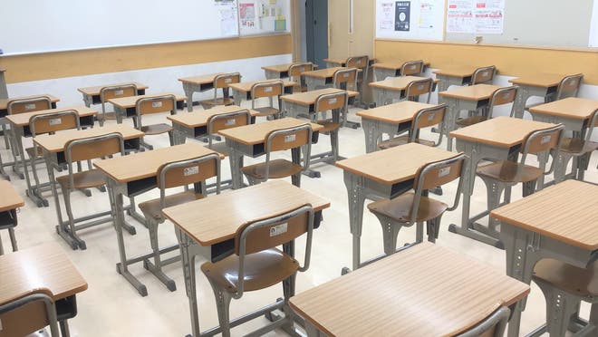 <英進館守恒校レンタルスペース201教室>36名収容💺セミナー/ワークショップ/会議/ボードゲームの写真3