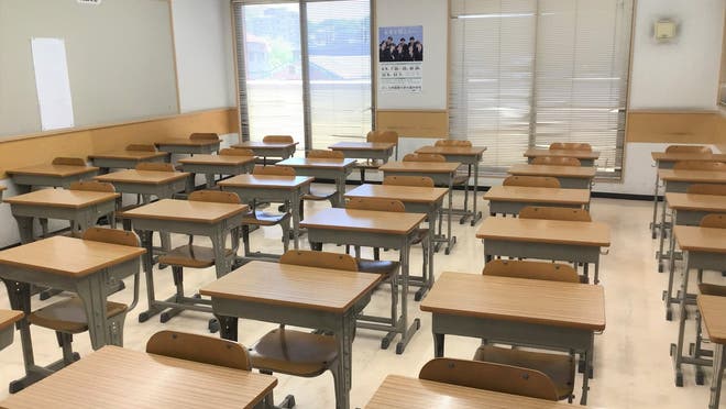 <英進館守恒校レンタルスペース301教室>36名収容💺セミナー/ワークショップ/会議/ボードゲームの写真2