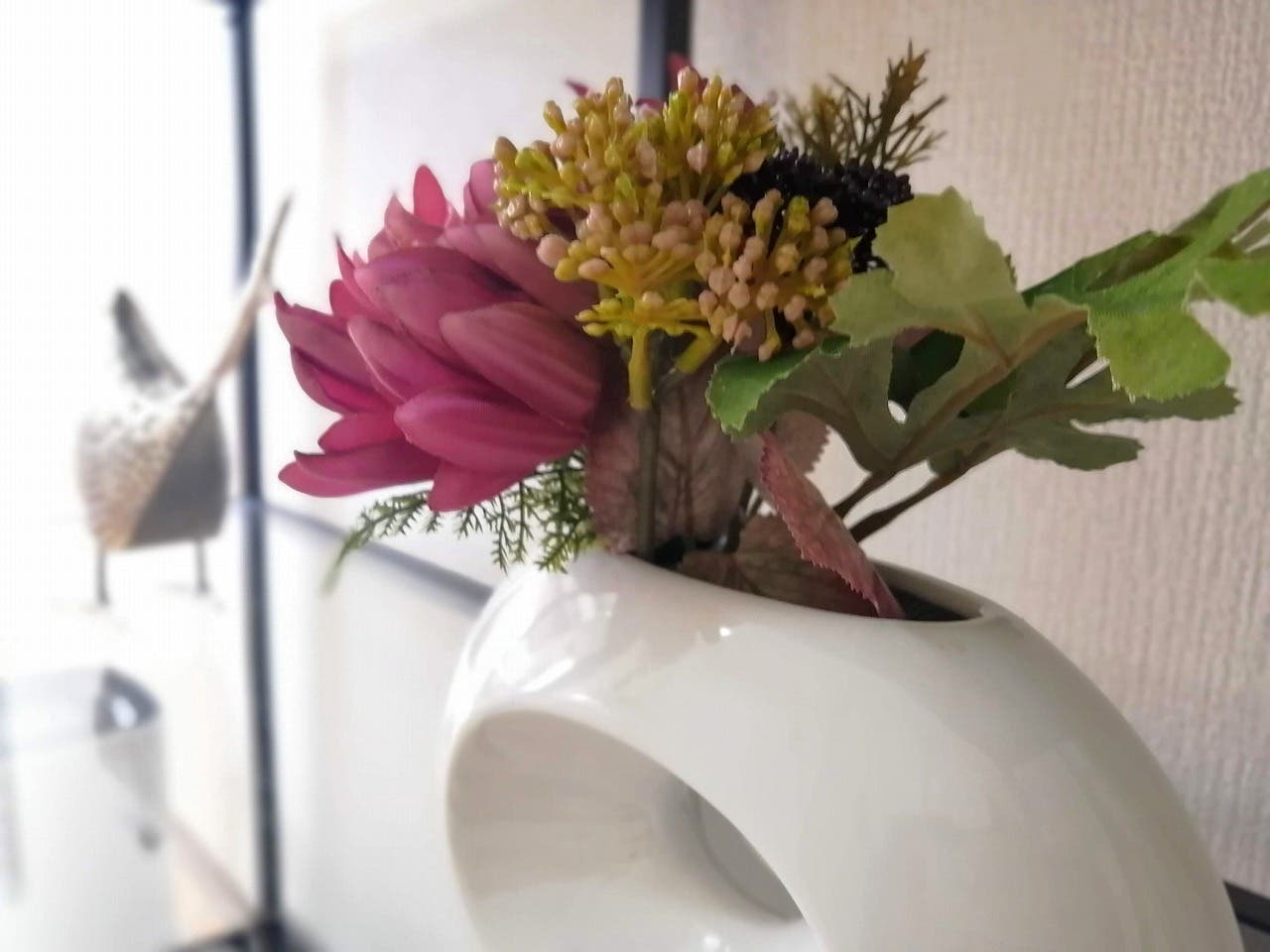 ✨横浜駅徒歩2分！8名✨大型モニター WiFi ストリーミング端末 ホワイトボード すべて無料🎶ふれあい貸し会議室 横浜Cの写真20