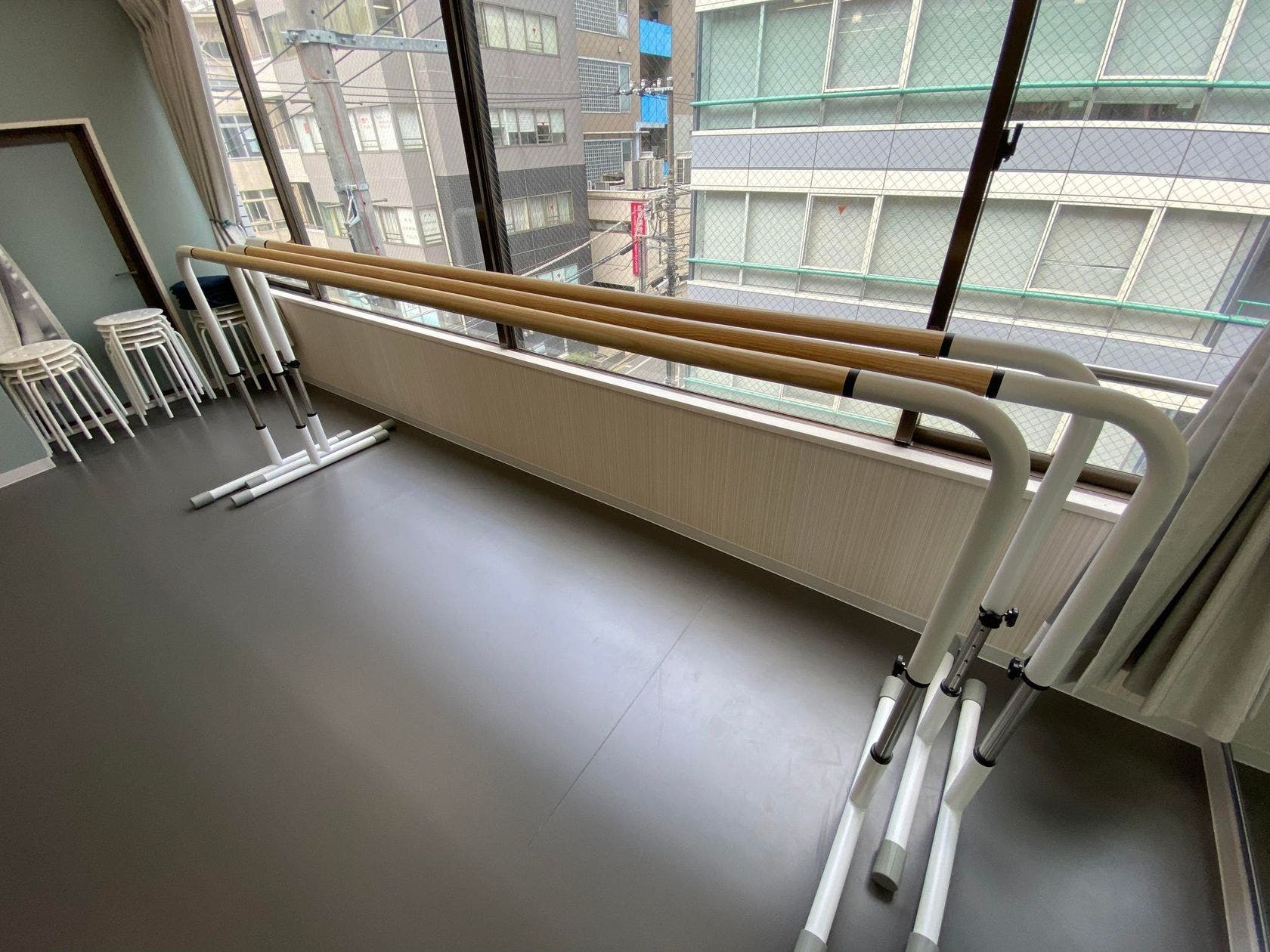 🌟新店舗オープン記念🌟【Aスタジオ】広々ダンス、バレエ、ヨガ等気軽に使える、可愛いスタジオ！（バレエバー有）1日1回清掃！の写真13