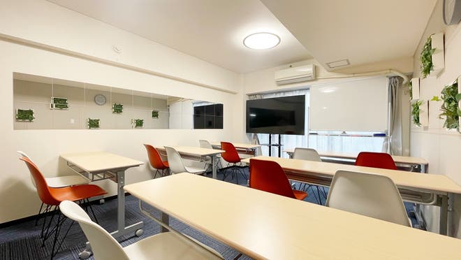 【九段下駅徒歩3分!16名利用可!】大型モニター・WiFi・ホワイトボード無料!ふれあい貸し会議室 九段下A-802の写真12