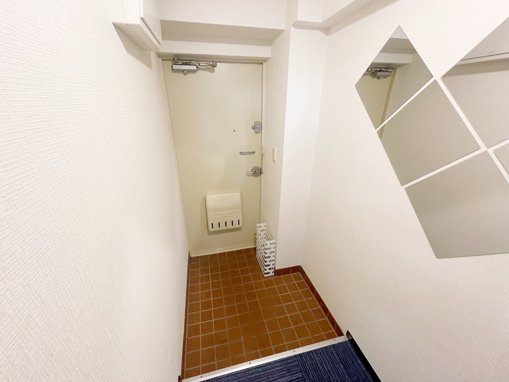 【九段下駅徒歩3分！16名利用可！】大型モニター・WiFi・ホワイトボード無料！ふれあい貸し会議室 九段下A-802の写真28