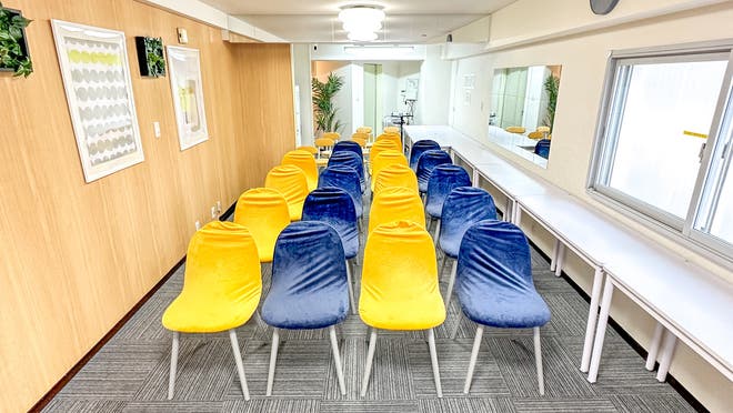 【九段下駅徒歩3分!30名利用可!】プロジェクター・WiFi・ホワイトボード・冷蔵庫完備!ふれあい貸し会議室 九段下B-804の写真10