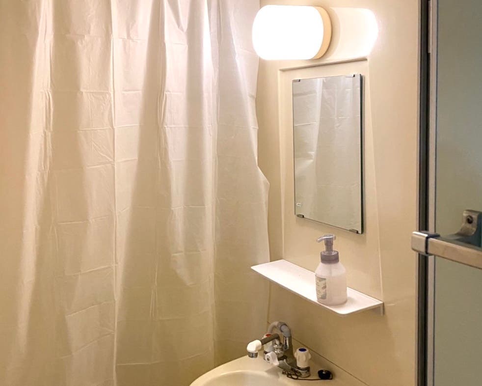 【九段下駅徒歩3分！30名利用可！】プロジェクター・WiFi・ホワイトボード・冷蔵庫完備！ふれあい貸し会議室 九段下B-804の写真14