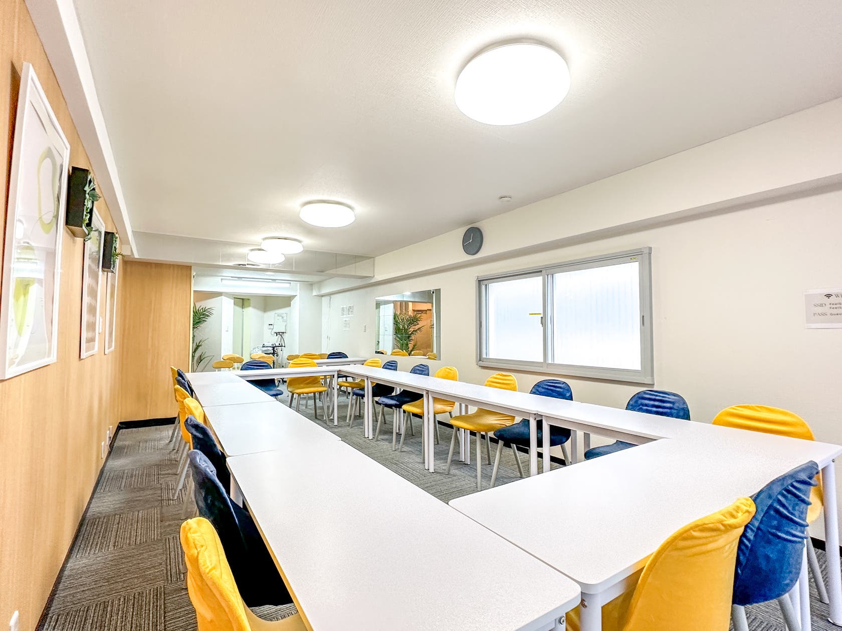 【九段下駅徒歩3分！30名利用可！】プロジェクター・WiFi・ホワイトボード・冷蔵庫完備！ふれあい貸し会議室 九段下B-804の写真16