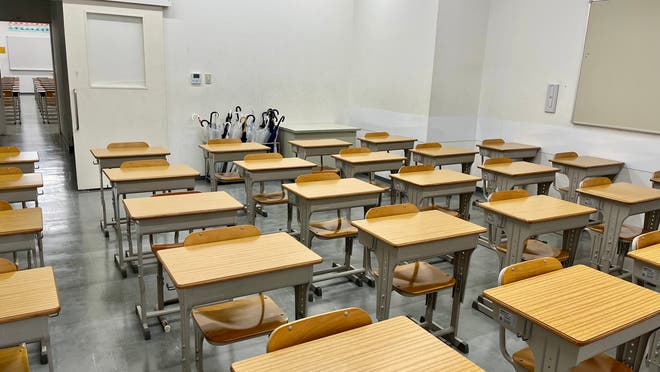 <英進館香椎本館レンタルスペース201教室>25名収容💺セミナー/ワークショップ/会議/ボードゲームの写真4