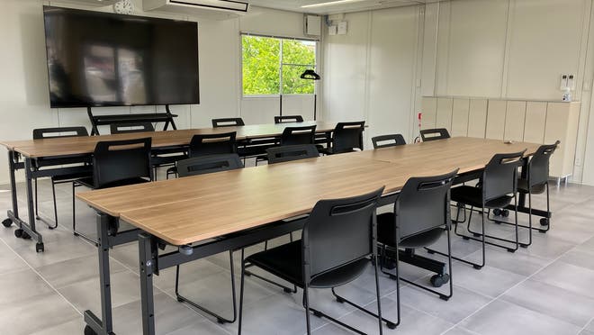 【Community】✨U-SPACE佐久北インター店✨大鏡や大型モニターなどが充実しています♪Wi-Fi/小諸市の写真1