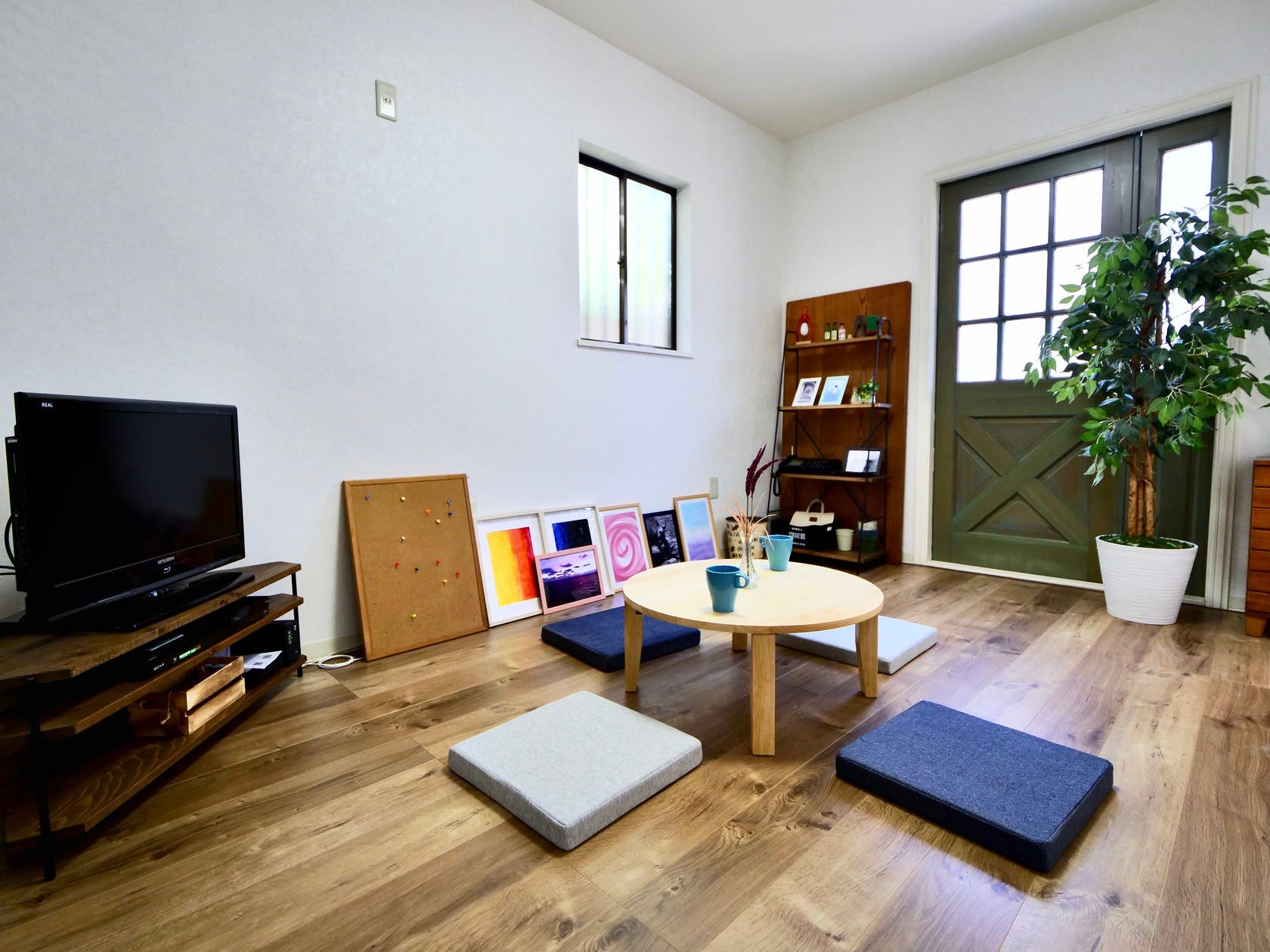 閑静な住宅街にある屋根裏付き戸建てのハウススタジオの写真5