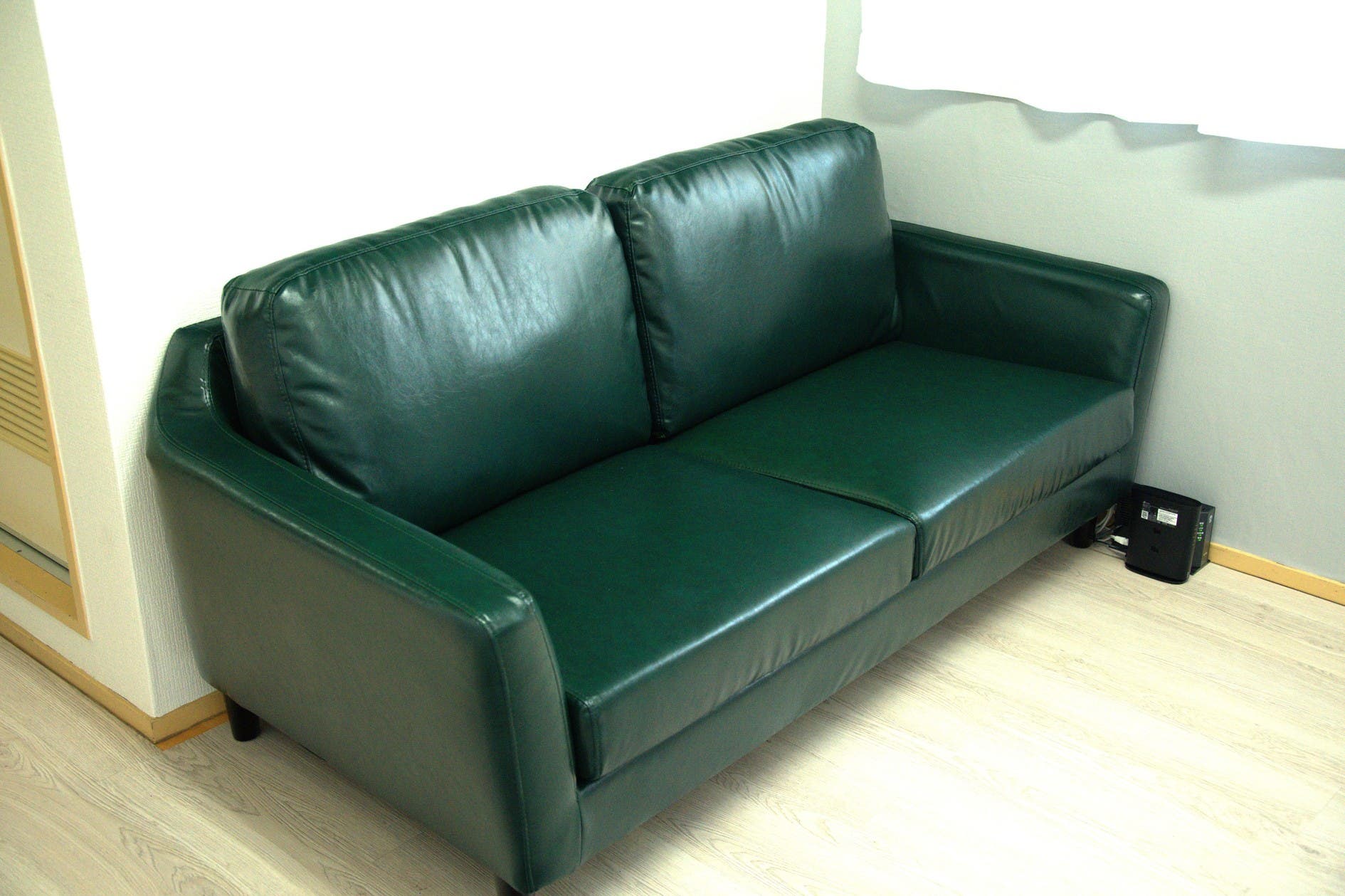 博多駅より徒歩1分！/当日予約10%割引/高速光Wi-Fi/モニター/ホワイトボード/リングライト等の写真8