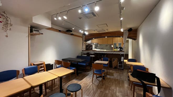 明大前駅から2分の隠れ家多目的カフェで、ライブパーティー!、DVD鑑賞会、スポーツ観戦、イベント、ママ会、送迎会などの写真6