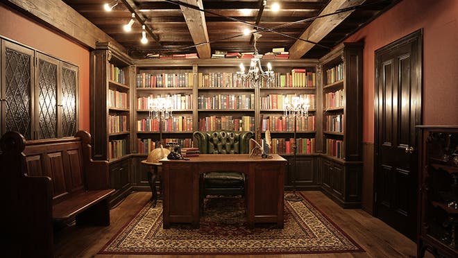 【スタジオトルテ】京都地下鉄 醍醐駅から徒歩6分のアンティークスタイルなレンタルフォトスタジオの写真2