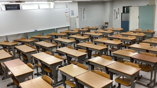 <英進館薬院本校レンタルスペース別館3階>60名収容💺セミナー/ワークショップ/会議/ボードゲームの写真4