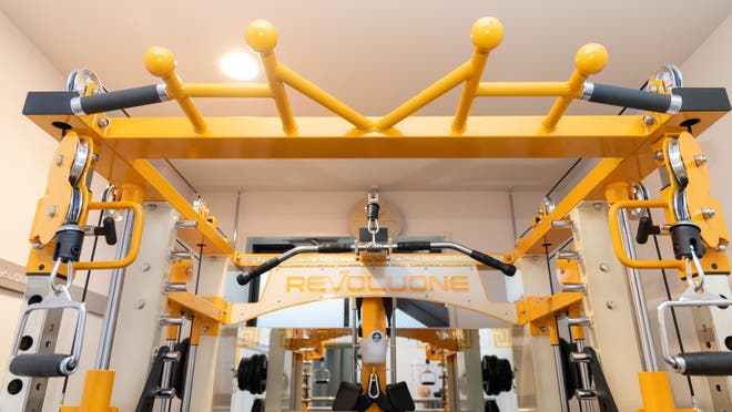 河原町駅5分 完全個室レンタルジム 複合型マシン 筋トレ 更衣室&シャワー完備 撮影可 パーソナルトレーニング 個人利用の写真3