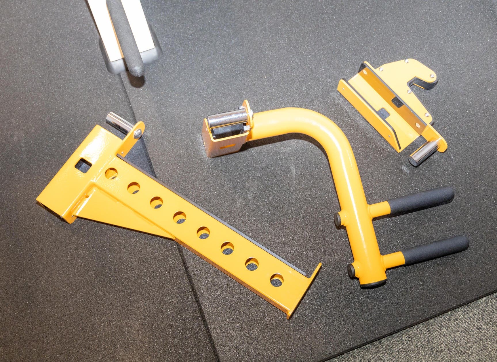 河原町駅５分　完全個室レンタルジム　複合型マシン　筋トレ　更衣室＆シャワー完備　撮影可　パーソナルトレーニング　個人利用の写真6