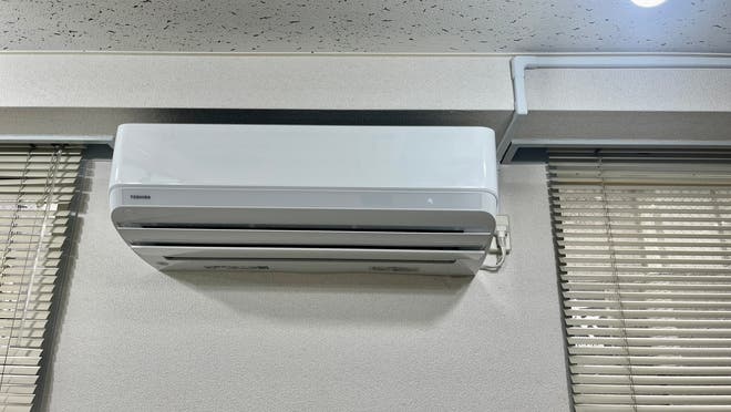 プロジェクター導入🎥東京メトロ水天宮前駅1a出口より2分!T-CATすぐ!会議・教室・撮影・ボードゲーム・交流会などに!の写真24