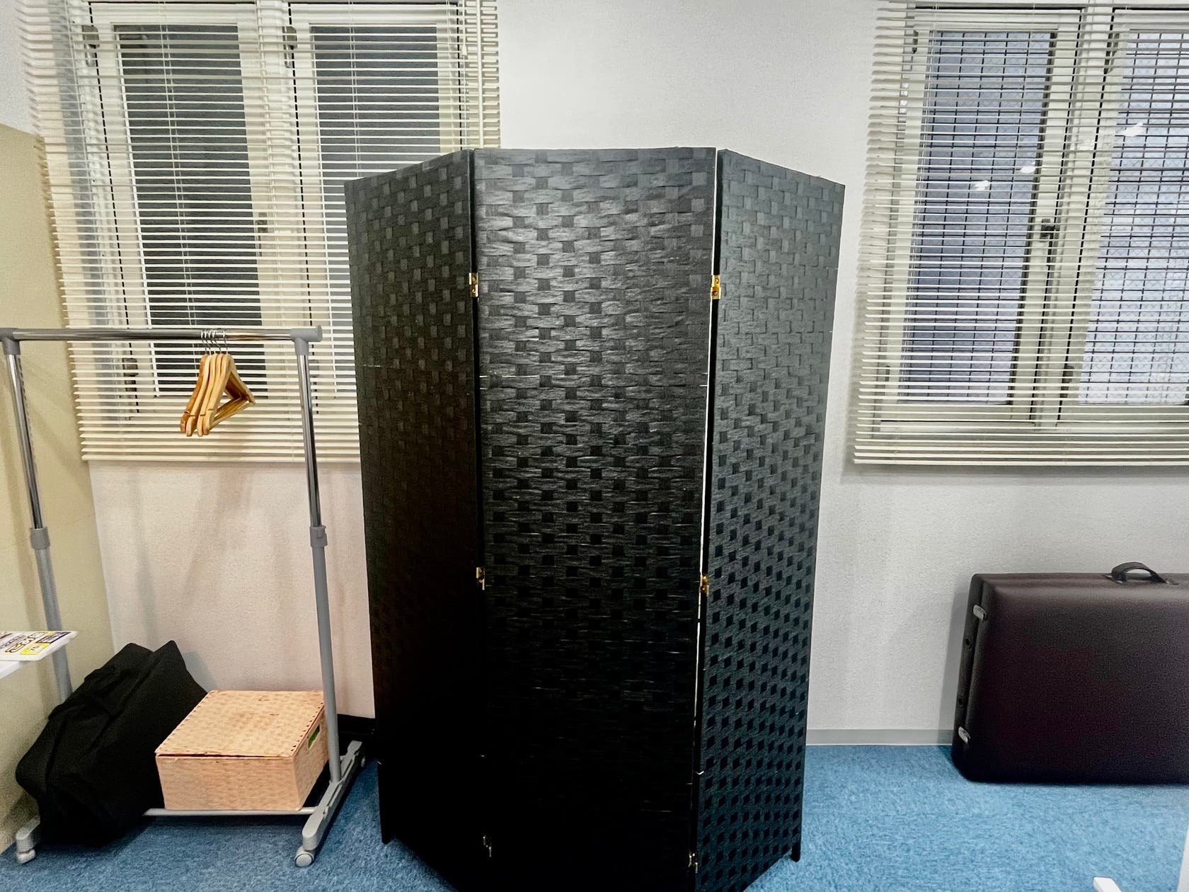 プロジェクター導入🎥東京メトロ水天宮前駅１a出口より２分！T-CATすぐ！会議・教室・撮影・ボードゲーム・交流会などに！の写真20