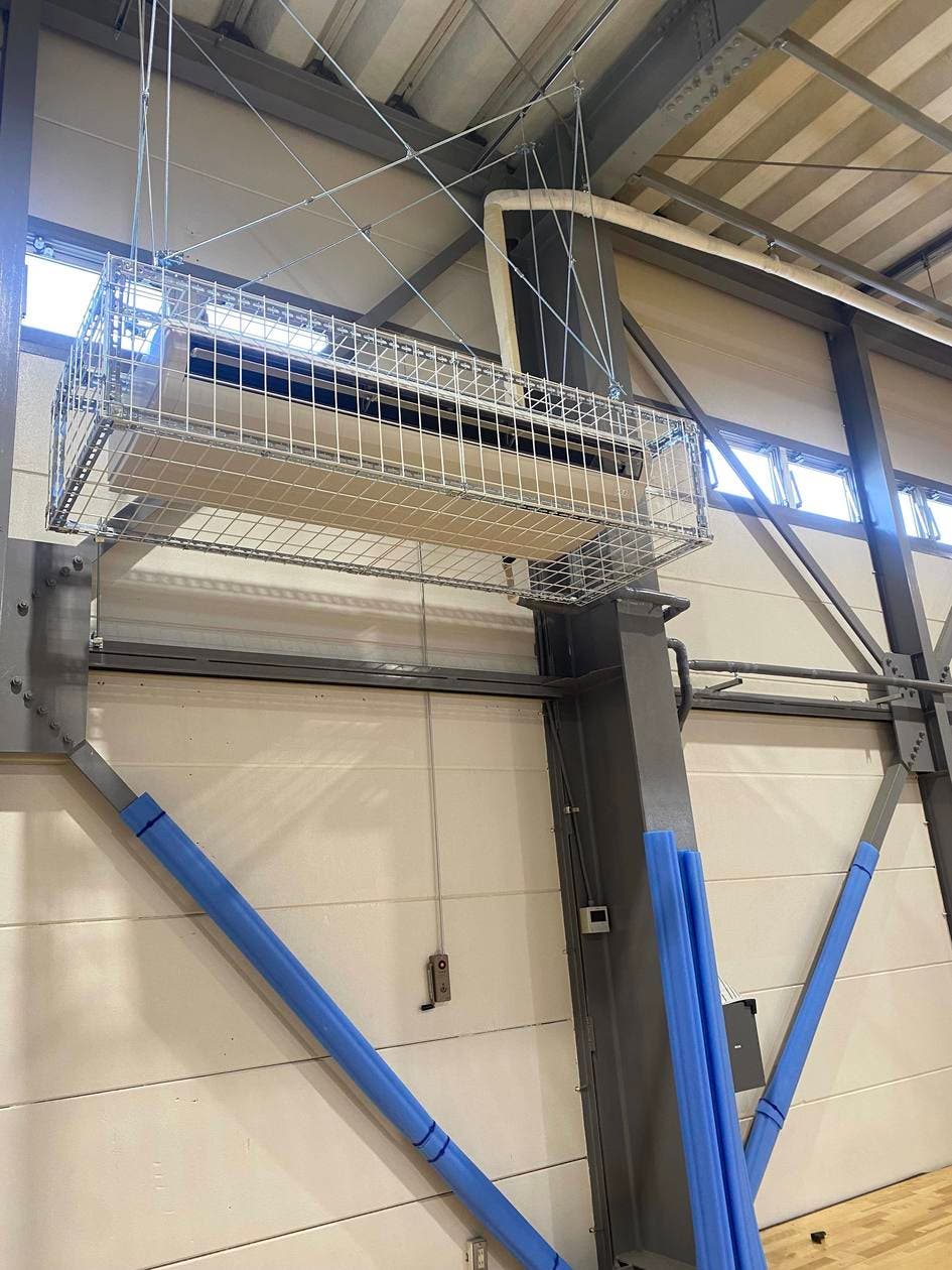 2F冷房（ハーフコート＆オールコート一律料金）の画像1