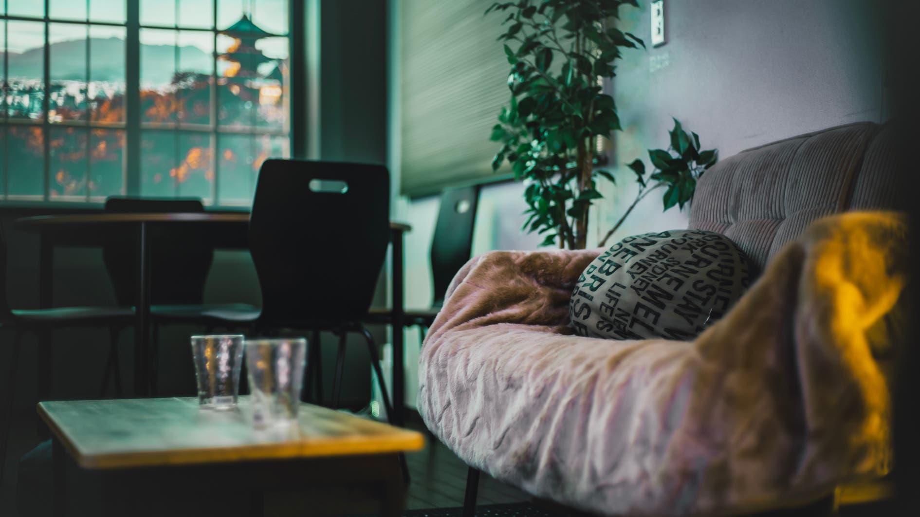 隠れ家シアタールームJIZAI目黒🎬目黒駅5分❗映画鑑賞🎥スクリーン🎞ﾌﾟﾛｼﾞｪｸﾀｰ👀4Kテレビ📺の写真5