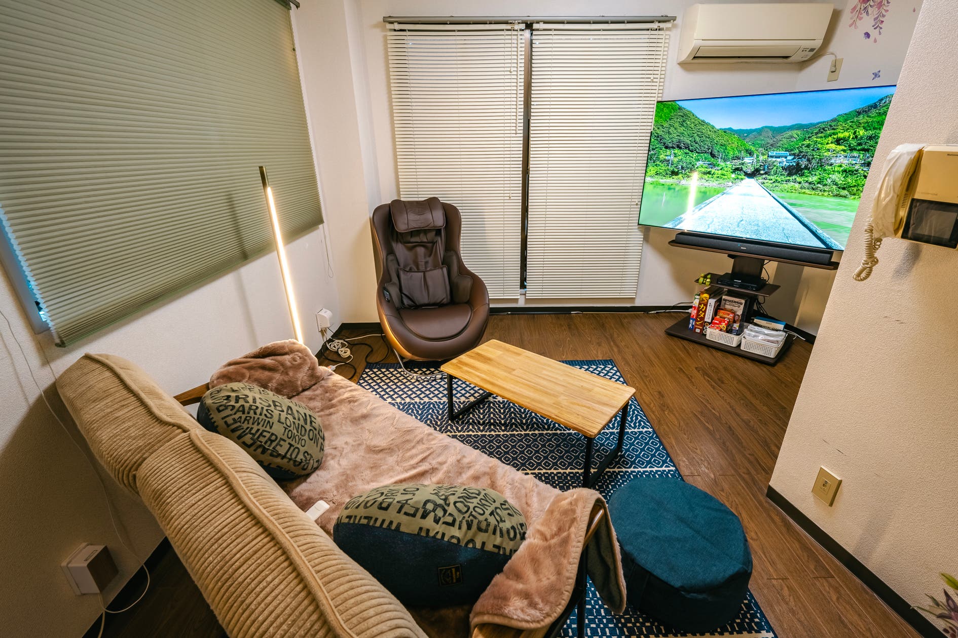 隠れ家シアタールームJIZAI目黒🎬目黒駅5分❗映画鑑賞🎥スクリーン🎞ﾌﾟﾛｼﾞｪｸﾀｰ👀4Kテレビ📺の写真9