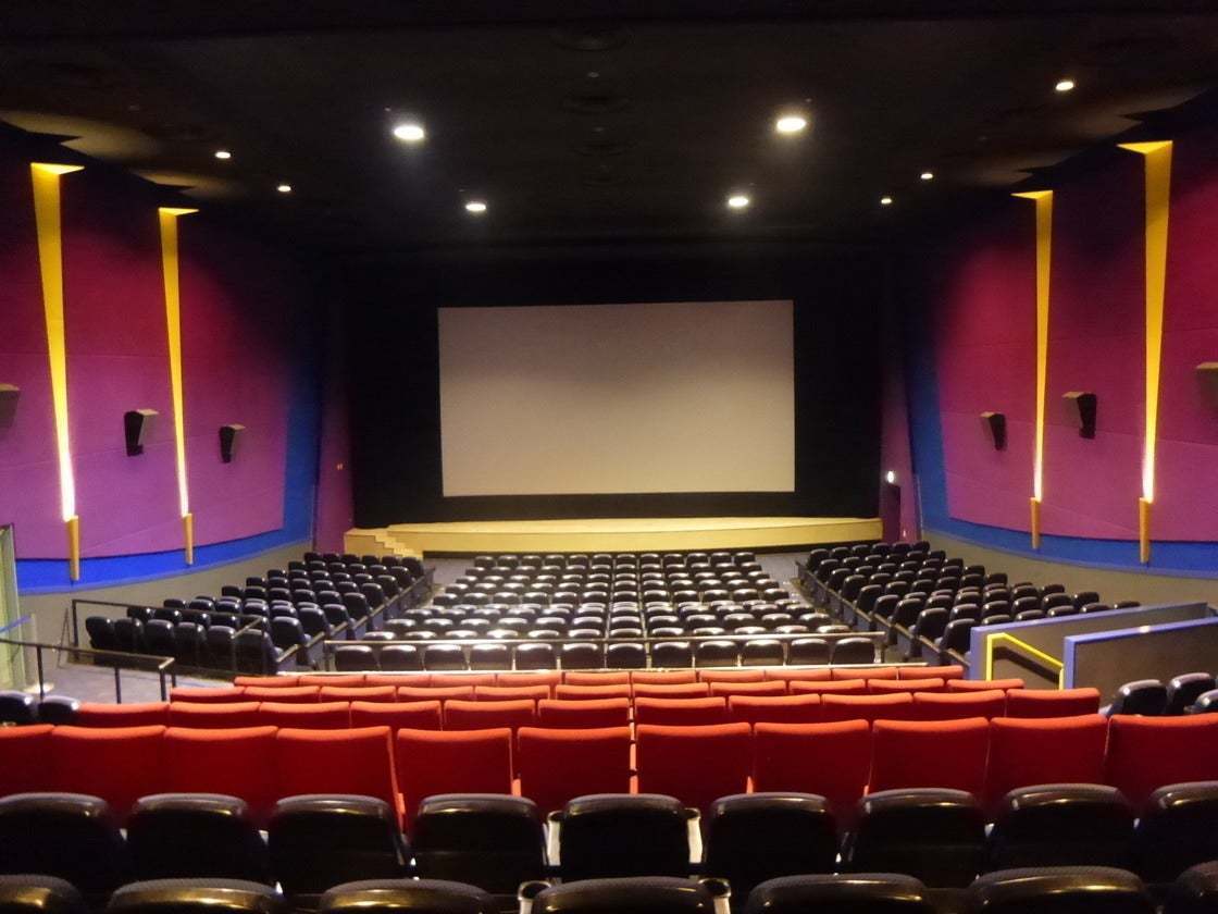 【広島スクリーン2】映画館がイベントスペースに♪発表会や総会、講演会、表彰式におすすめ！撮影や音楽イベントも歓迎！の写真1