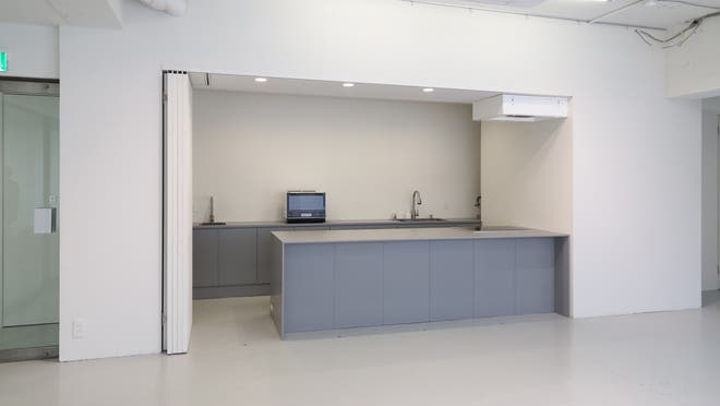 福岡市営地下鉄「藤崎駅」4番出口から徒歩0分のレンタルスタジオ&キッチンの写真2