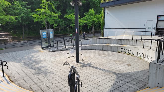 【最寄り駅から徒歩5分】クールジャパンパーク大阪大ホール・中ホールの間にある中庭。の写真19