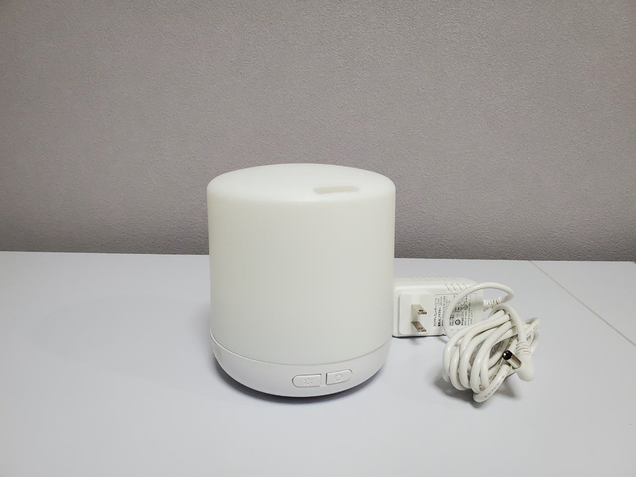 昇降式電動リクライニングベッド・ホワイトボード・タオル完備！ネイル施術もできるシェアサロンの写真16