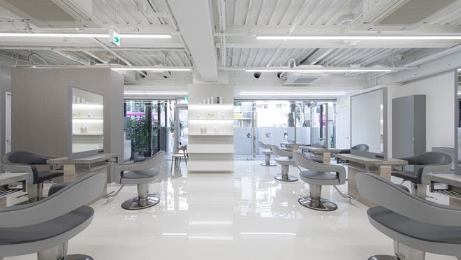 【EARTH 綾瀬店】カットオープン席★大型サロンに併設されたレンタルサロン✂︎フリーランス/個人練習/美容業に最適♪の写真2