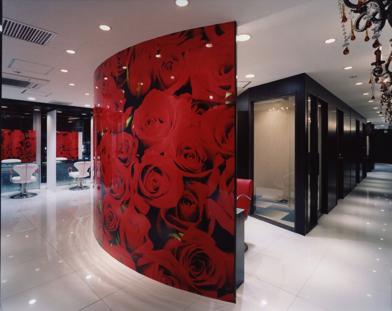 【EARTH 千葉店】カットオープン席★大型サロンに併設されたレンタルサロン✂︎フリーランス/個人練習/美容業に最適♪の写真7