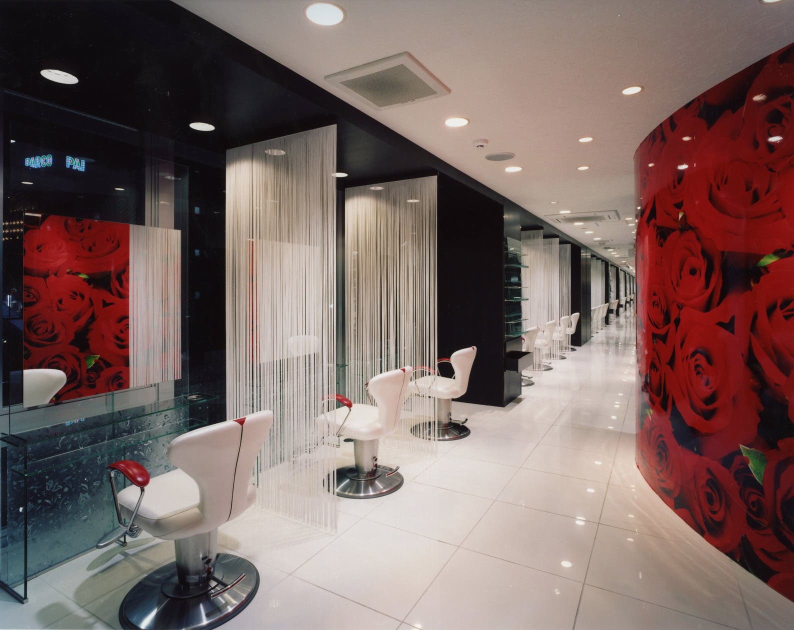 【EARTH 千葉店】カットオープン席★大型サロンに併設されたレンタルサロン✂︎フリーランス/個人練習/美容業に最適♪の写真9