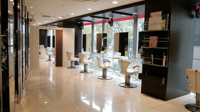 【EARTH 千葉店】カットオープン席★大型サロンに併設されたレンタルサロン✂︎フリーランス/個人練習/美容業に最適♪の写真4