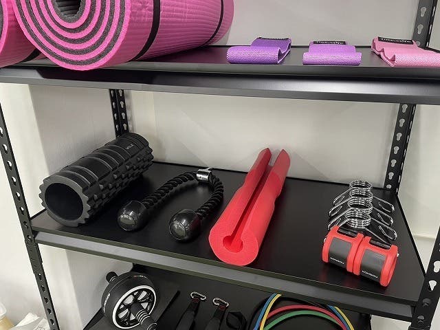 駅チカ！完全個室レンタルジム ！パーソナルトレーニング・ピラティス・ヨガ等も可能な広々56㎡！の写真8